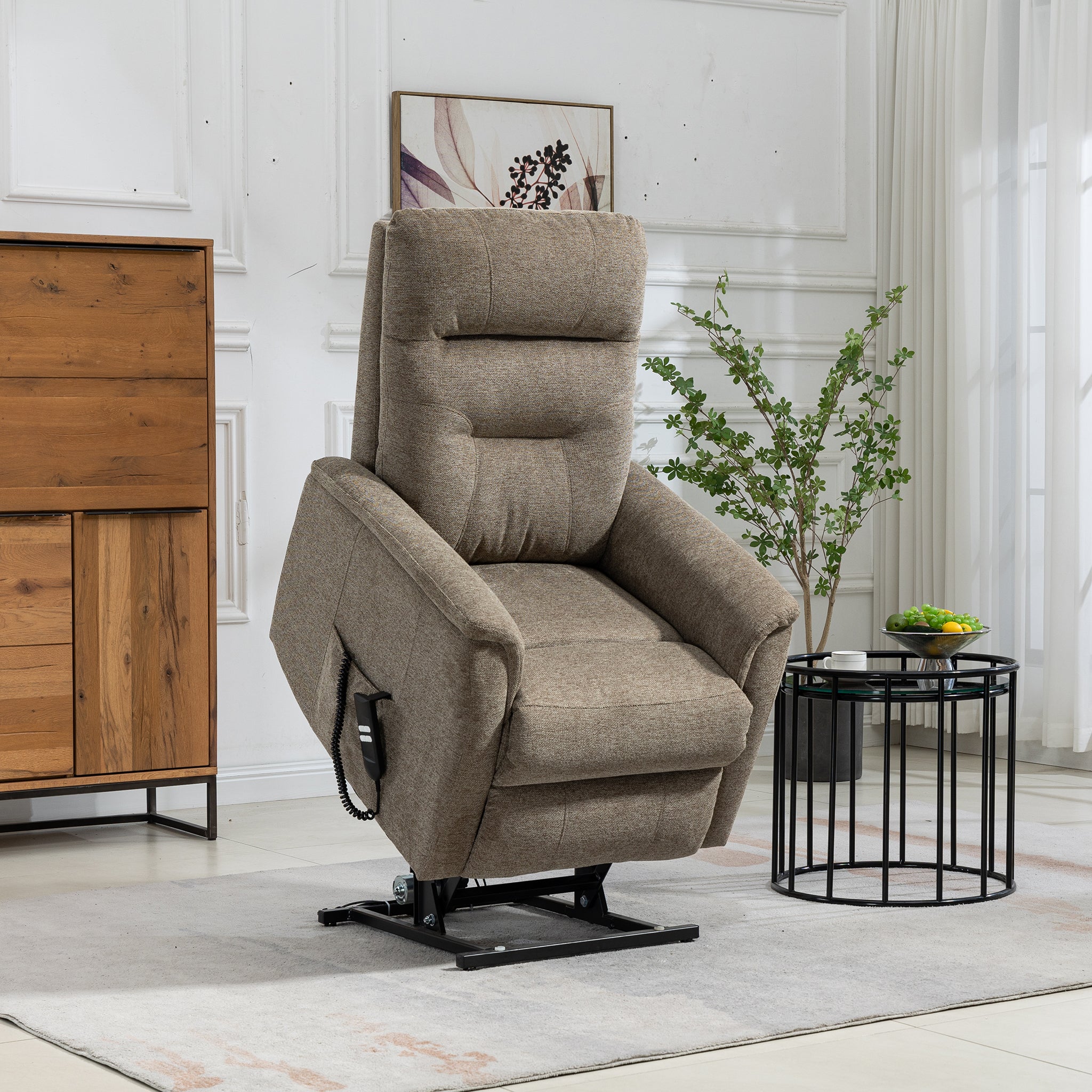 Lift & Tilt Chairs | Moffett & Sons